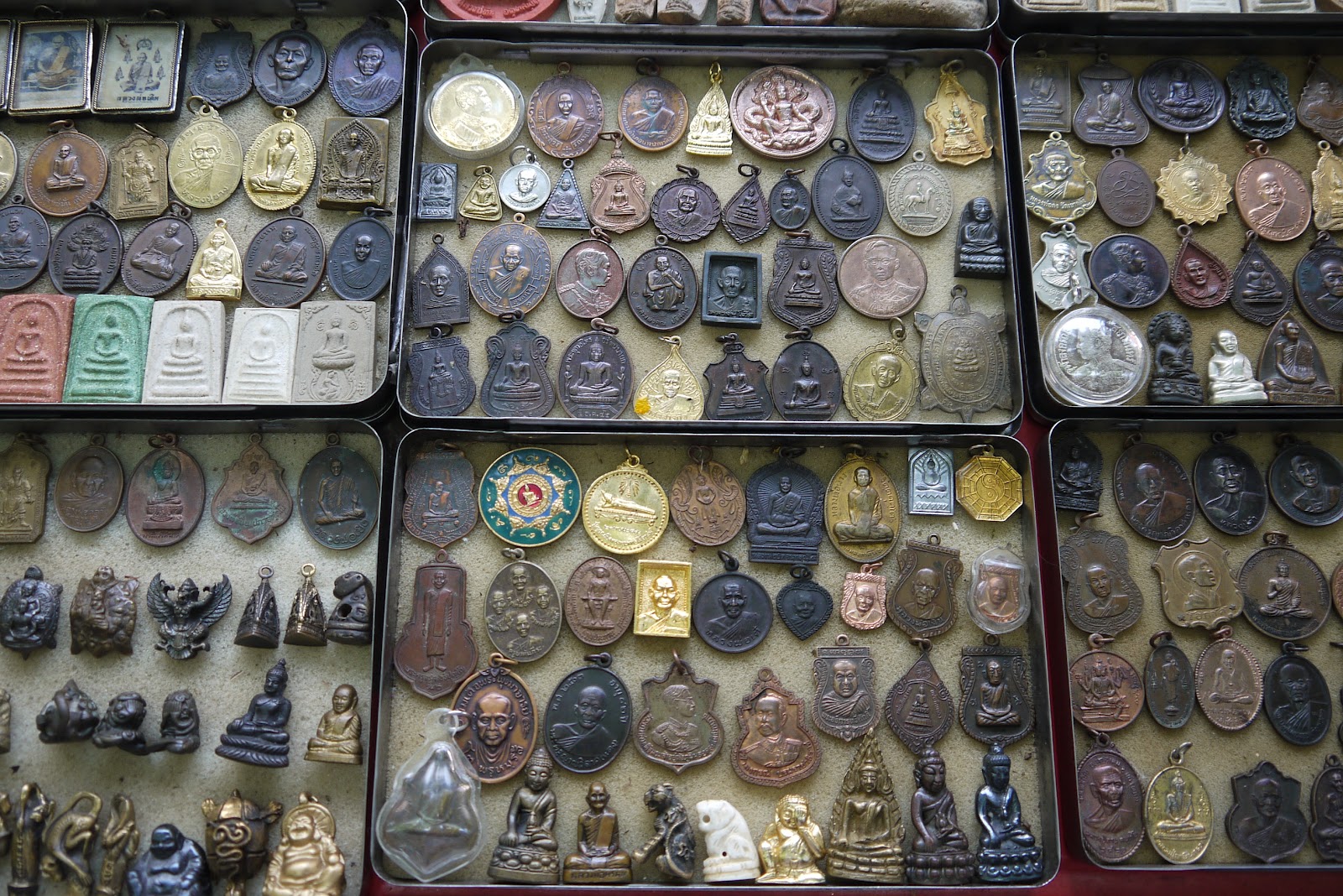 Where to Buy Thai Charms and Amulets in Bangkok | Bangkok Beyond Blog