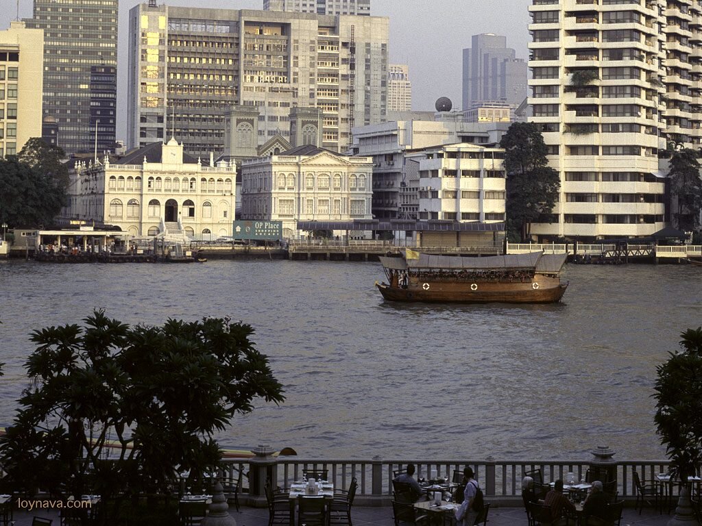loy-nava-dinner-cruise | Bangkok Beyond